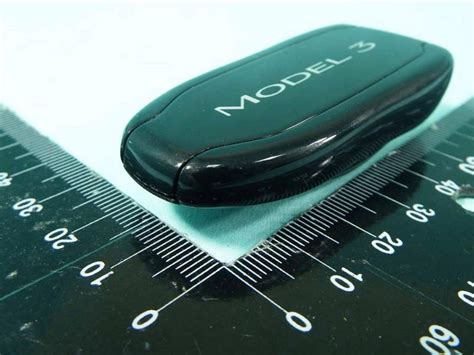 Tesla Une Clé Bluetooth Pour La Model 3