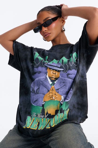 Camiseta Biggie Tie Dye Oversized Deslavado Negro Fashion Nova