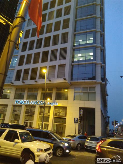 Apartamento T4 Em Torres Elysée Ingombota Angocasa