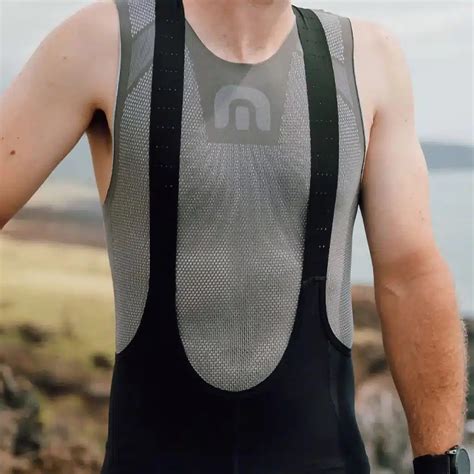 The 6 Best Base Layer Options For Men The Modest Man