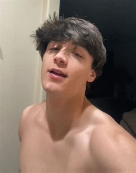 Pin By Edward Aguilar On Asher Angel Asher Tom Holland Imagines