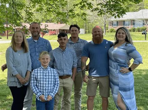 Ginger Billy Net Worth 2023 Wife Height And Real Name