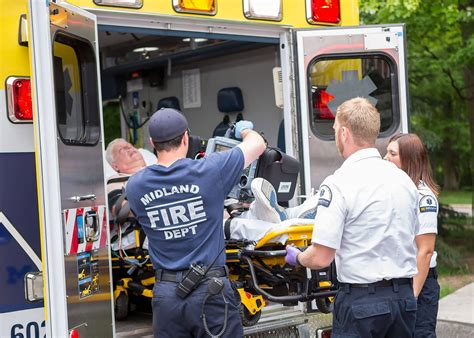 100 Paramedic Wallpapers