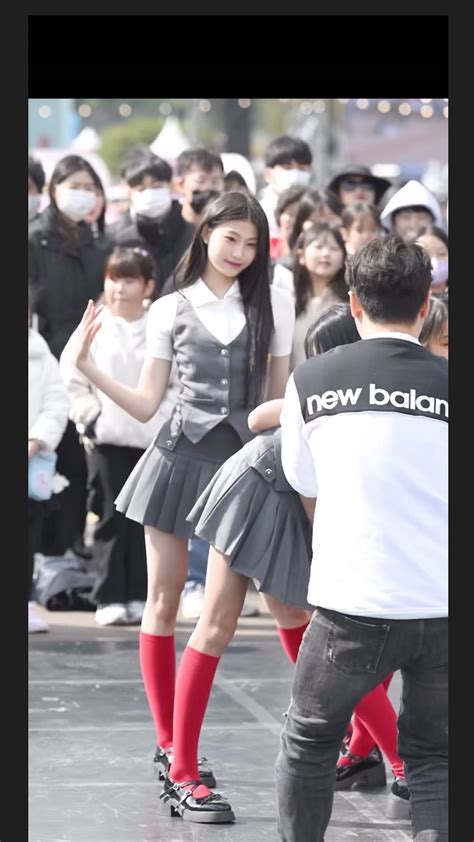 김혜영황예빈 각자의 매력이 넘치는 너희들 👧🏻👧🏻👧🏻👧🏻 더 열심히 노력해서 반짝여보자🤩 살짝 안 맞는 게 귀여운