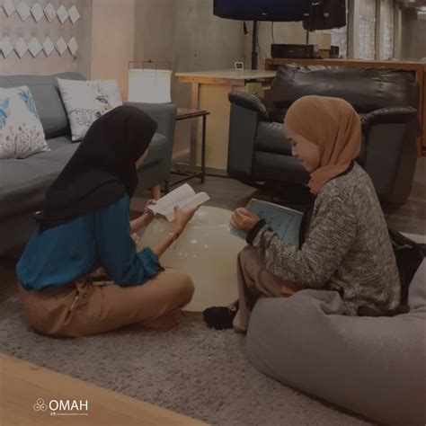 Nisrina And Annisa Omah Akademi