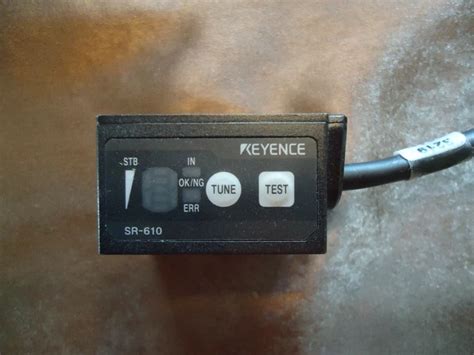 Scanner De Codes Barres Keyence Sr 610 Image Triple 3hi Fabriqué Au