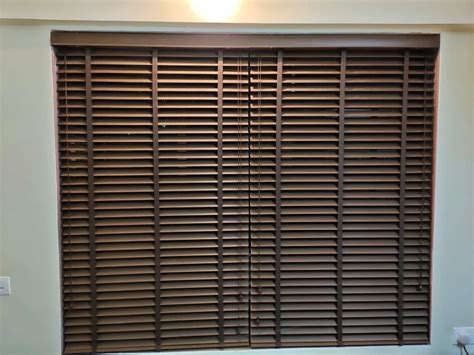 Teak Brown Wooden Venetian Blind Slat Width 50 Mm Control Type Cord