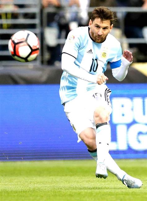 Copa America 2016 Argentina Rolls Past Bolivia 3 0 To Win