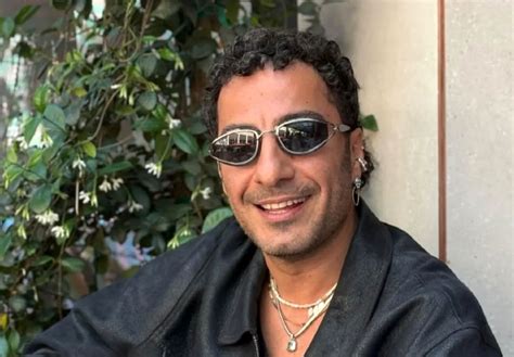 اعتراض نوید محمدزاده به اخراج افغانستانی‌ها از ایران عکس روزنامه هفت صبح