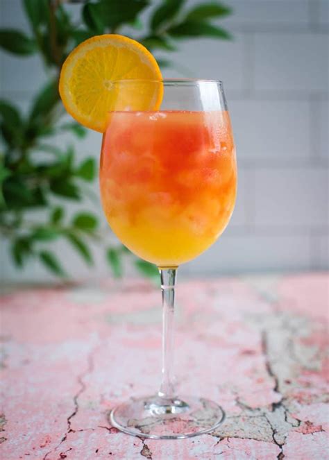 Sex Under Lemon Tree A Vodka And Limoncello Cocktail Recipe