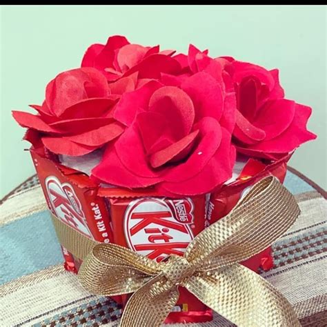 Kit Kat Small Round The Nuksh