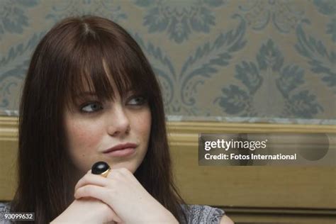 Emma Stone 2009 Photos And Premium High Res Pictures Getty Images