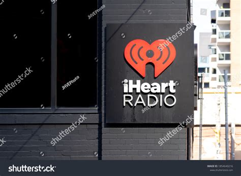 Iheartradio Logo