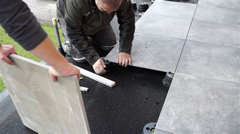 Terrassenplatten Einfach Verlegen Auf Stelzlagern I Aigner Bodenpersonal Youtube