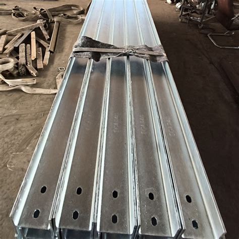 Galvanized Steel Fence Post Universal Column H Beam With Drilling Holes