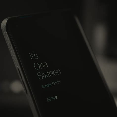 How To Display A Clock On Your Android Lock Screen