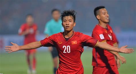 Phan Văn Đức Chấn Thương Nặng Nghỉ Hết Mùa Giải