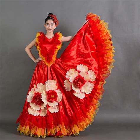 Traditional Spanish Dress Dance