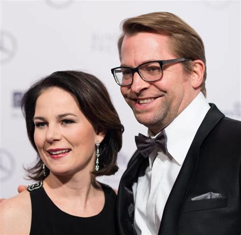 Annalena Baerbock Ehemann Daniel Holefleisch Hat Neuen Job Welt