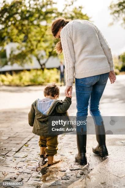 Wee Puddle Photos And Premium High Res Pictures Getty Images