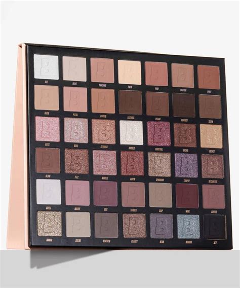 Палетка тіней by beauty bright matte 42 colour palette — ціна 2100 грн ...