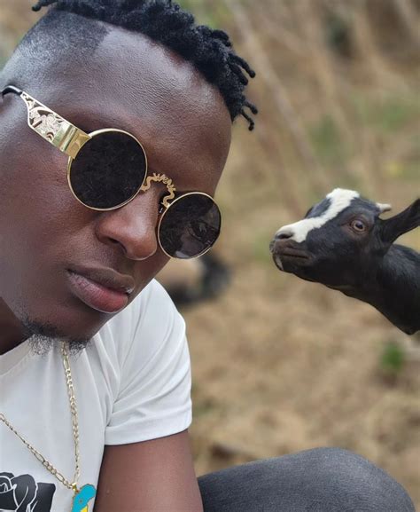 Barasa Neza Nkintobo Ally Soudy Yikoreye Ishyano Ubwo Yifotozanyaga