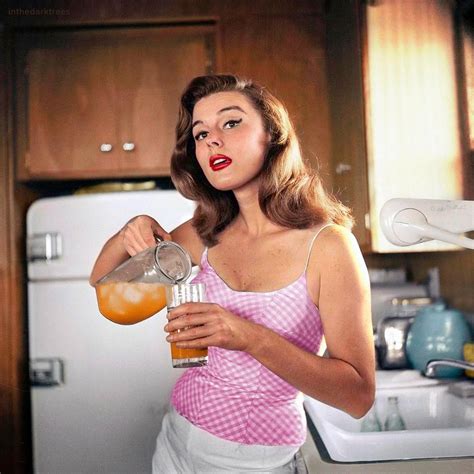 Elaine Stewart 1957 R Classicscreenbeauties