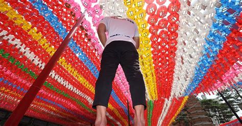 얼음 위 맨발 오래 서 있기 도전 시작