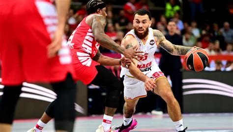 Bomba James Olympiakos Forması Giymek İstiyor Basketbol Haber