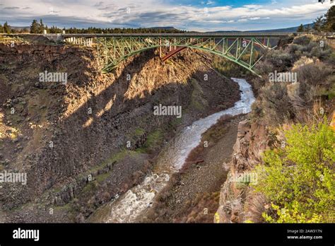 Crooked River Bridges Old 1926 And New 2000 Behind Over Crooked