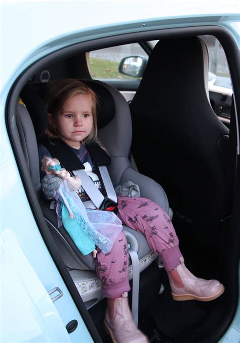 Kokemuksia Britax Römer Dualfix turvaistuimesta