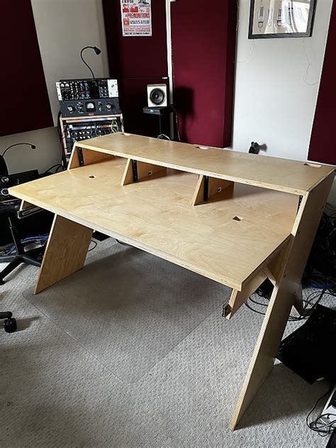 Output Platform 2019 Natural Reverb