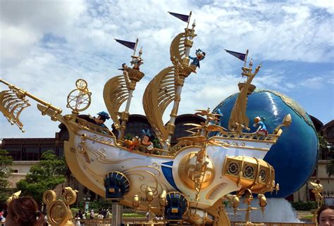 Experience The Magic Of Tokyo Disneysea In Japan Footsteps Of A Dreamer