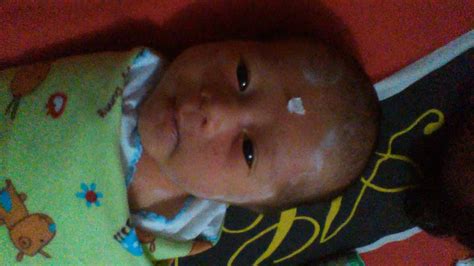 Lagi main sama dede bayi ha....ha....ha - YouTube