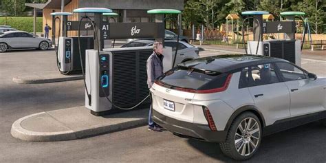 Are Evs Too Fast For New Drivers Safety Tips You Need To Know