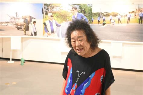 写真家の石川真生さん 芸術選奨の文部科学大臣賞に 沖縄の現実突き付けた 沖縄タイムス＋プラス