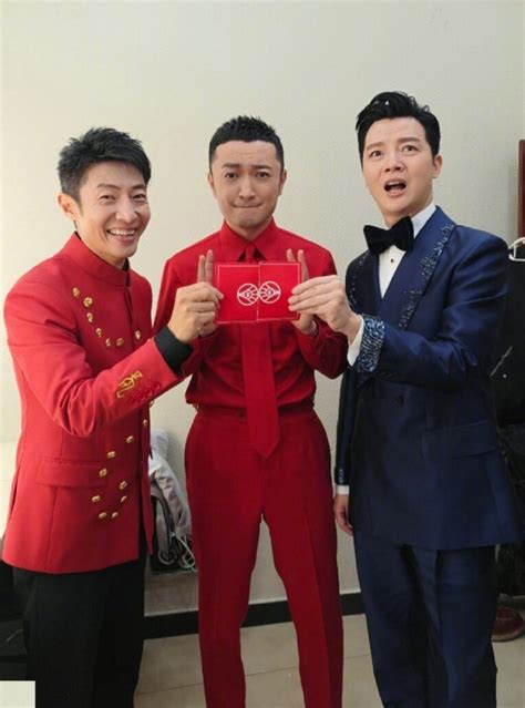 尼格买提晒春晚主持人合照 碎碎平安回应要碎了凤凰网 尼格买提晒春晚主持人合照 碎碎平安回应要碎了凤凰网