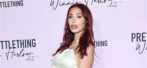 Pantless Francesca Farago Reveals What Makes Her Horny