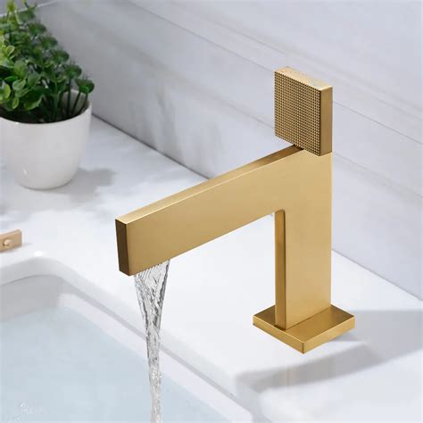 Modern Gold Bathroom Faucet Rispa