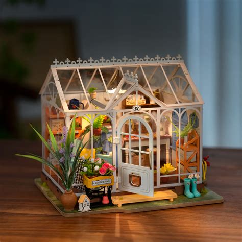 Rolife Dreamy Garden House Diy Miniature House Kit Dg163