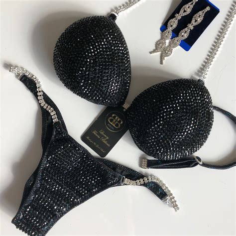 Hot Sexy Jessica Ivi Bikini Pics