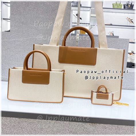 Charles Keith กระเปาสะพายขาง ITZY X CHARLES KEITH รน Astra Canvas แท Shopee Thailand