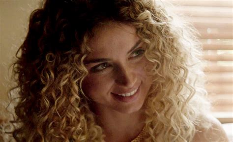 Ana De Armas The Informer The Informer Trailer 2019 Jzzw