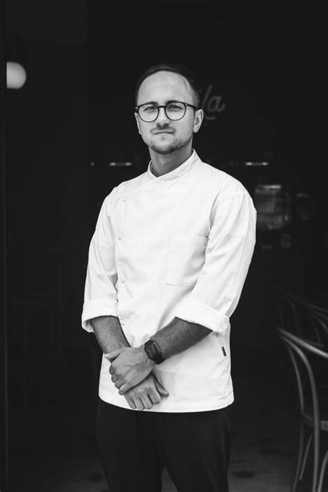 Portret De Chef Andrei Junghietu Restaurant Papila