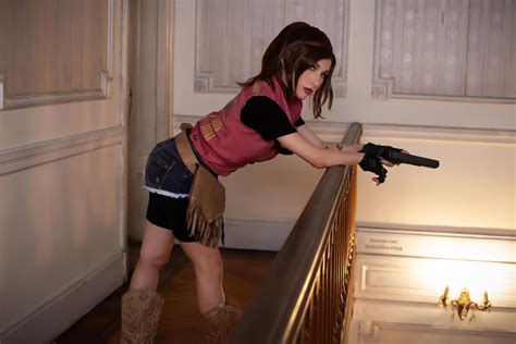 Claire Redfield Cosplay By Redfieldclaire On Deviantart