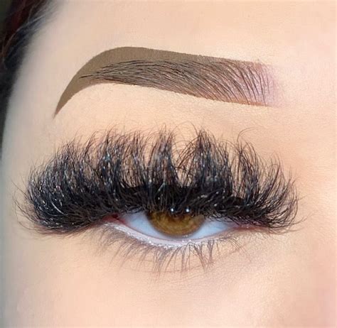 Expensive Lash Lashing Out Glam