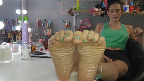 Oily Soles Joi At The Desk Misbehavedxoxo Clips4sale