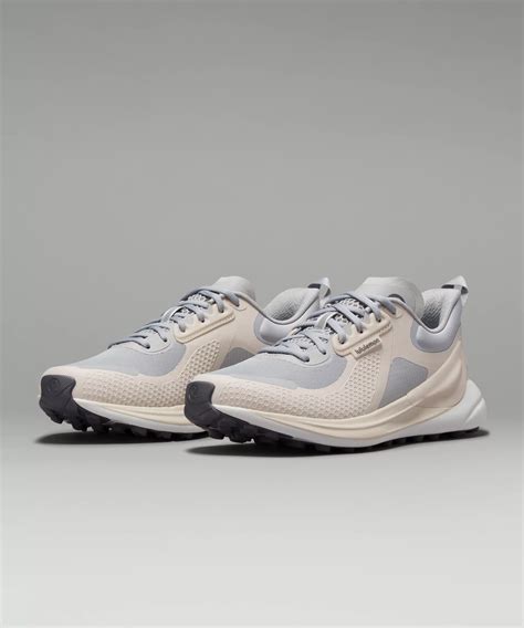 Lululemon Blissfeel Trail Womens Running Shoe 146000105