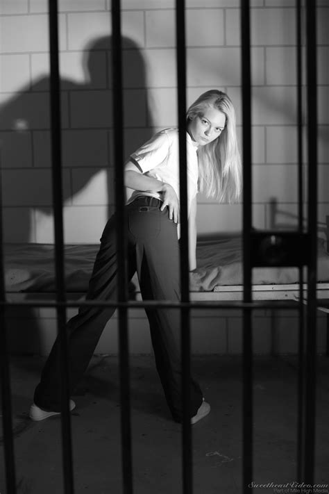 Alli Rae And Dana Dearmond Prison Lesbians Aranddd Pl 217 Porn Pic Eporner