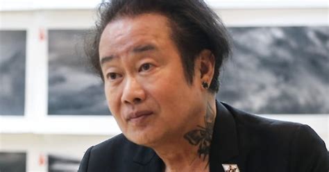 질문받는 김중만 작가